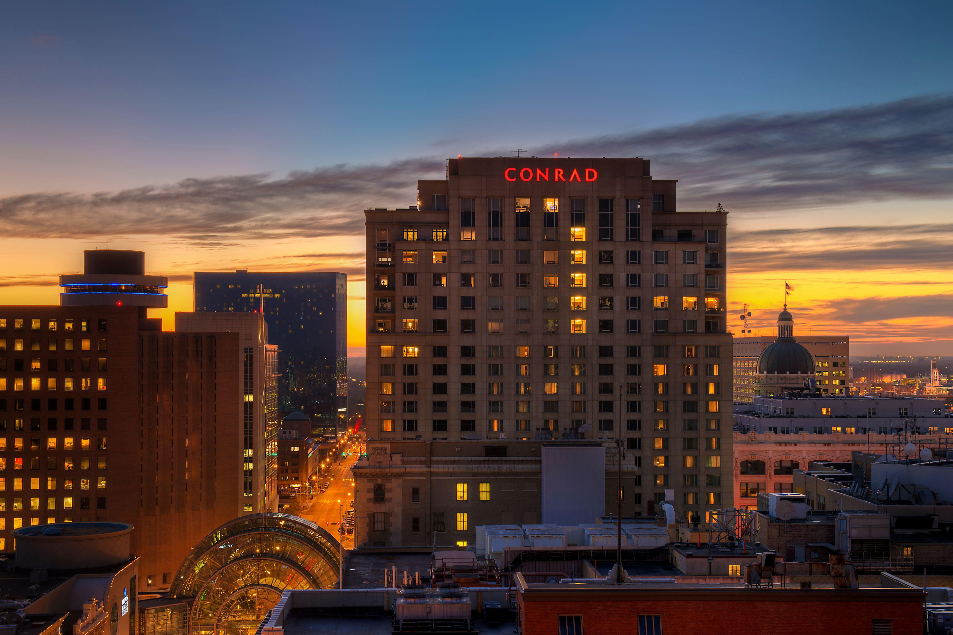 CONRAD INDIANAPOLIS - MODERN ACCOMMODATION - DOWNTOWN INDIANAPOLIS